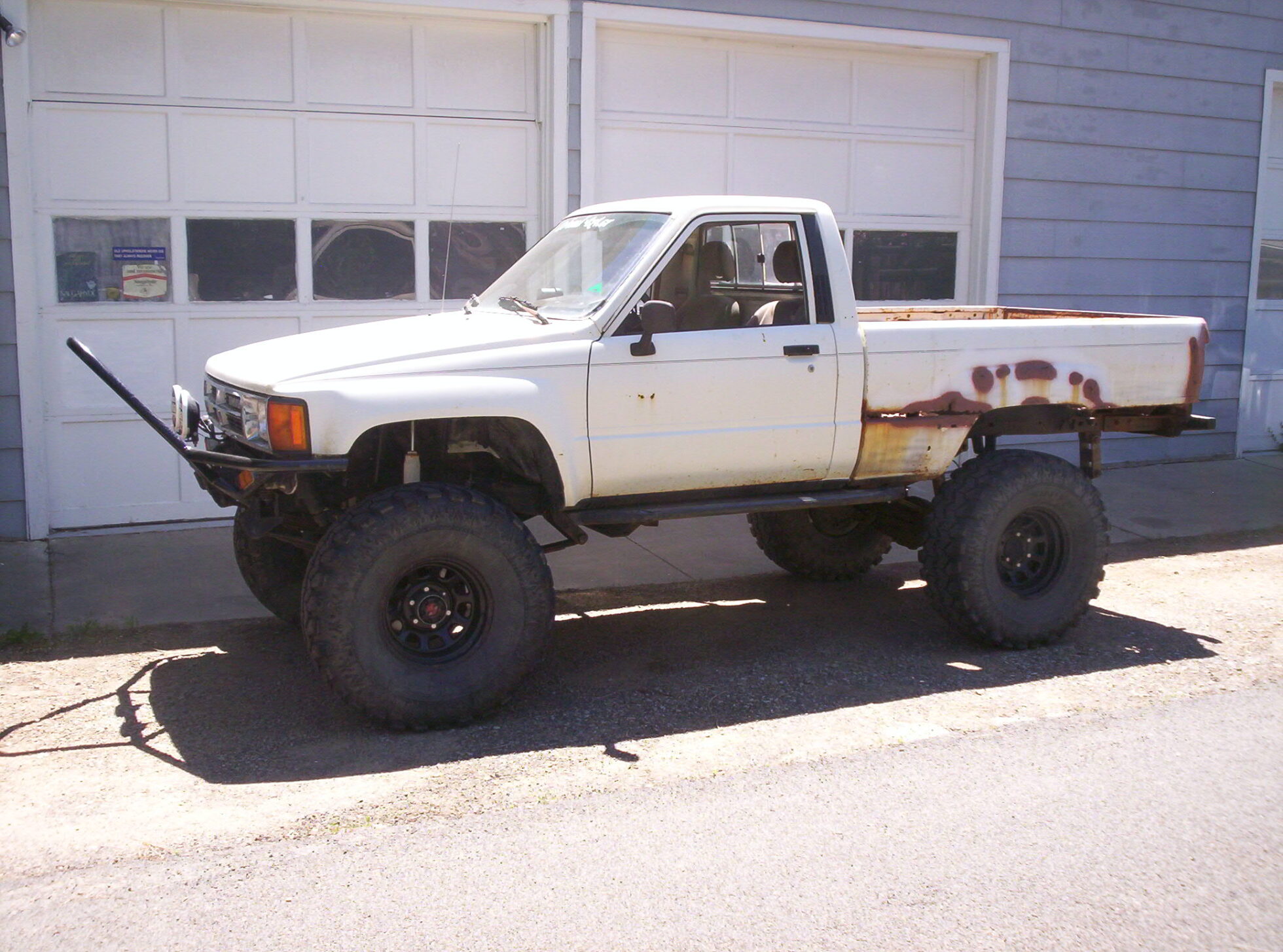 Projects: 1985 Toyota Pickup (Part 1) – Brucker Brothers LTD